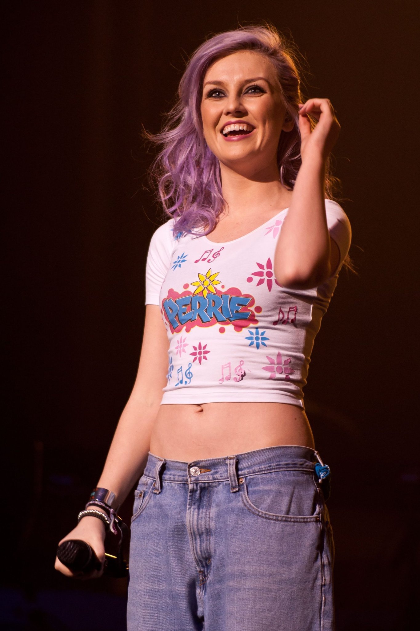 Perrie Edwards Dna Tour Hair