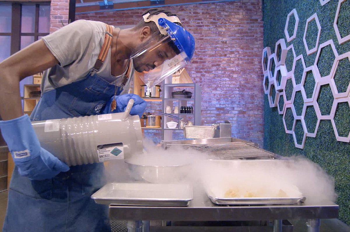 COOKED WITH CANNABIS Kelis hosts this cooking competition where a trio ...