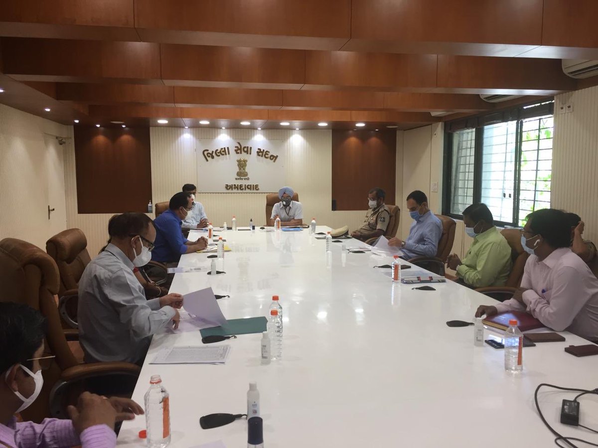 Centre’s team in Gujarat; holds meeting in Ahmedabad | DeshGujarat