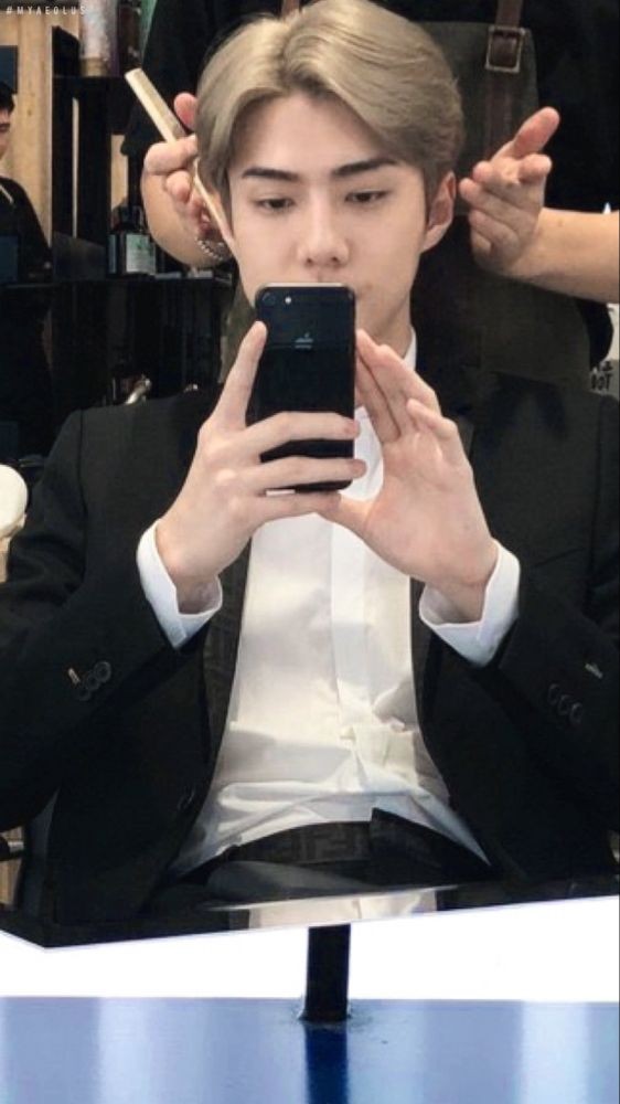 Sehun Selfie