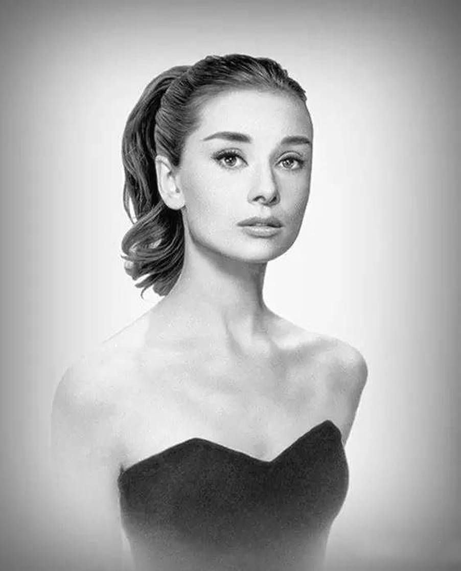 Charles Casillo On Twitter Audrey Hepburn Said Elegance Is The Only