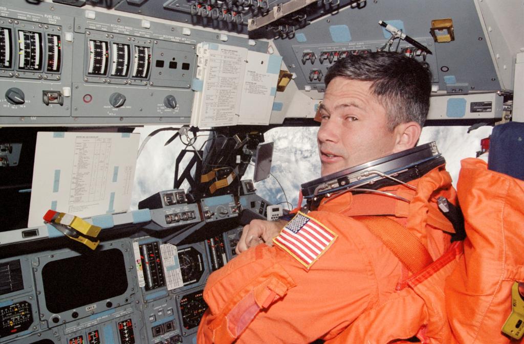 HappyBirthday to astronaut Paul Lockhart. He flew on two shuttle ...