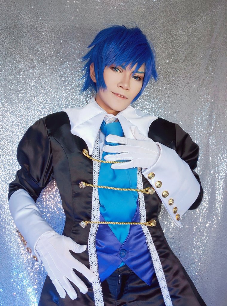 Vocaloid Kaito Cosplay