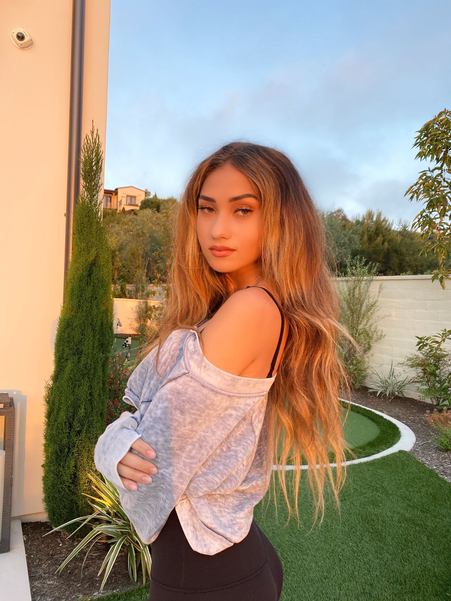 Skylar Stecker Boyfriend