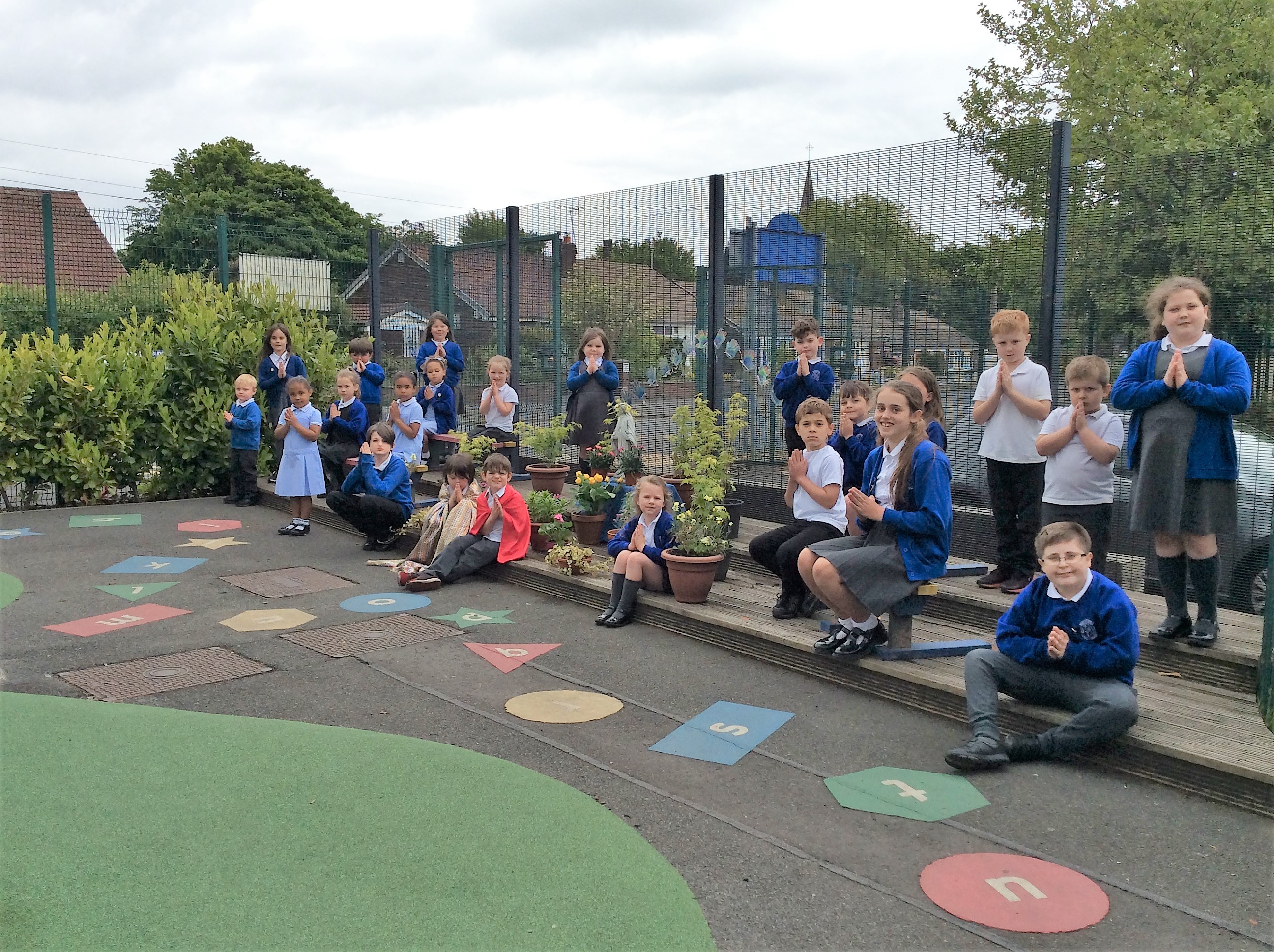 St Mary's RC Primary School, Failsworth on Twitter: "May Procession and Crowning of Our Lady ...