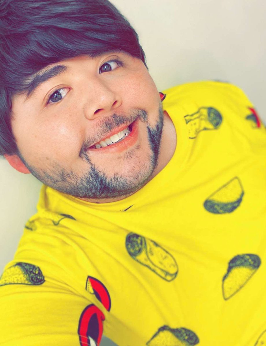 Joshua Lambert's Instagram, Twitter & Facebook on IDCrawl