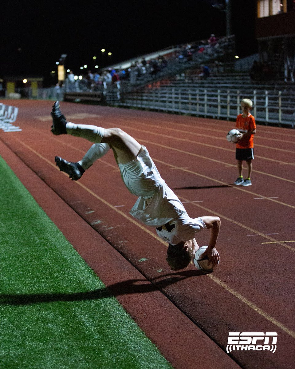 ESPN Ithaca on Twitter: "VOTING THREAD: Day 9 - Elite 8 Part 1…