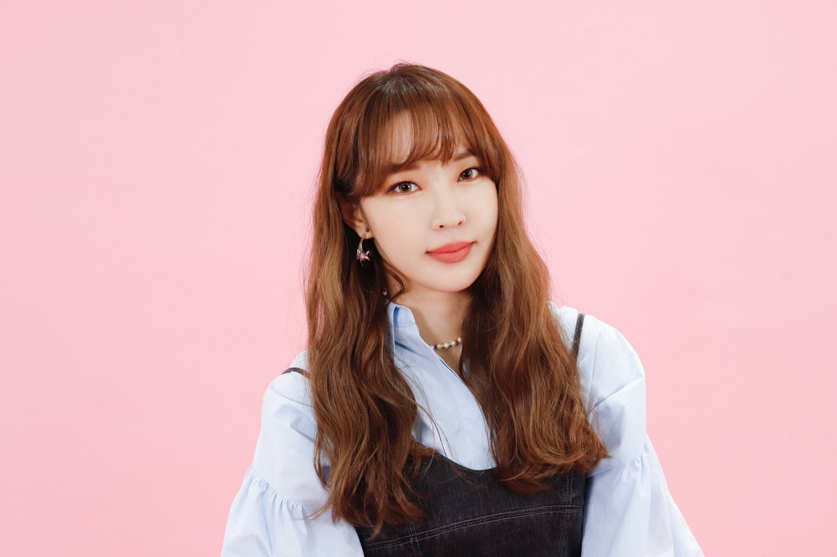 Jeon Jiyoon Source on Twitter: "📸 Behind the scenes of #MAGAZINEYOON Episode 4 🔗 https://t.co ...