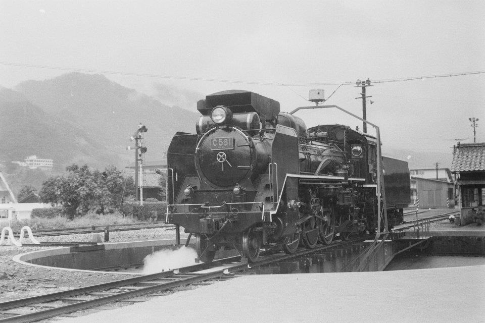haimo295 on Twitter: "#思い出のSL #C581 ＃C571 号機の予備車として ＃山口線 で訓練運転 不調だったのか数年でC56にとって代わられました（残念）…