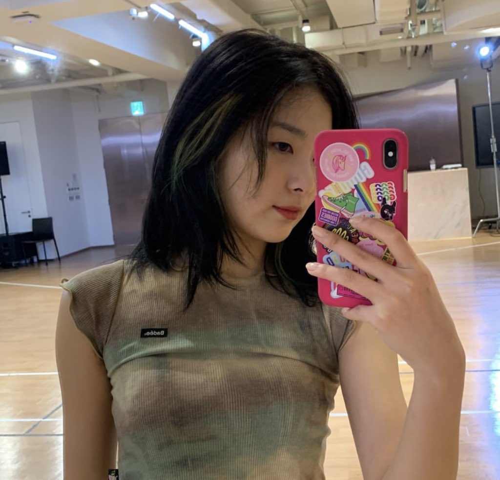 Red Velvet Seulgi Selca