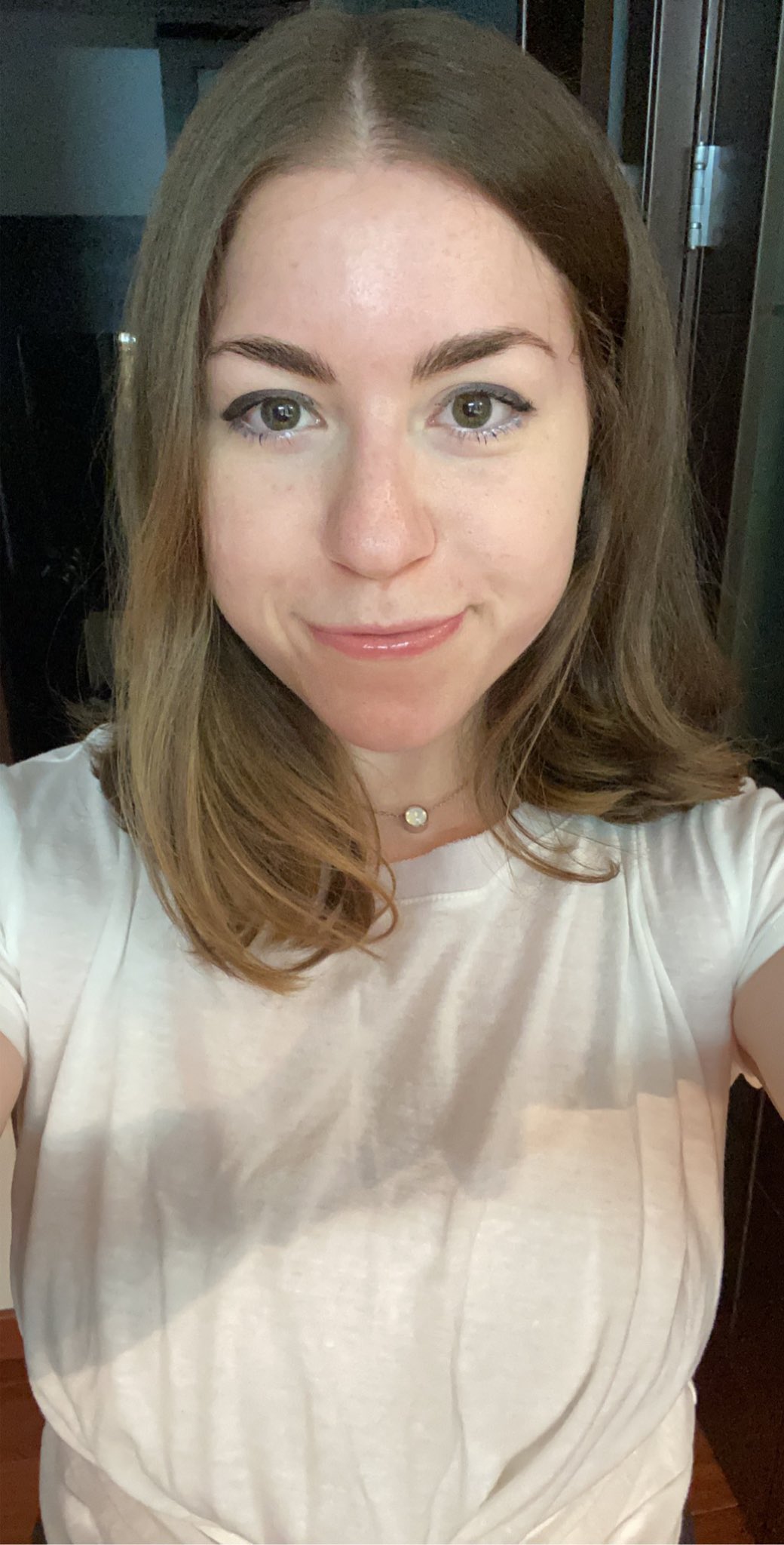 Rachel E. Greenspan on Twitter: ".@mekosoff confirmed with the CDC that cross posting selfies to ...