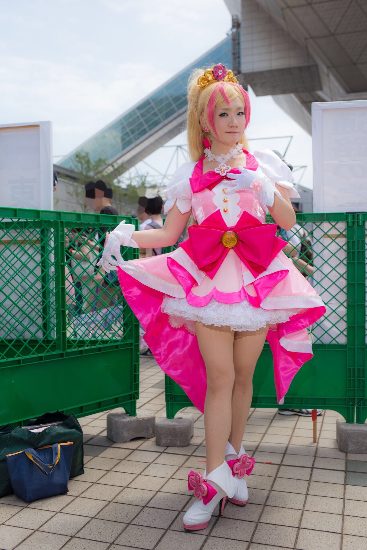 かな On Twitter 今日はいつものフローラです。 エアコミケ エアコミケコスプレ Xtsb2k5ezl