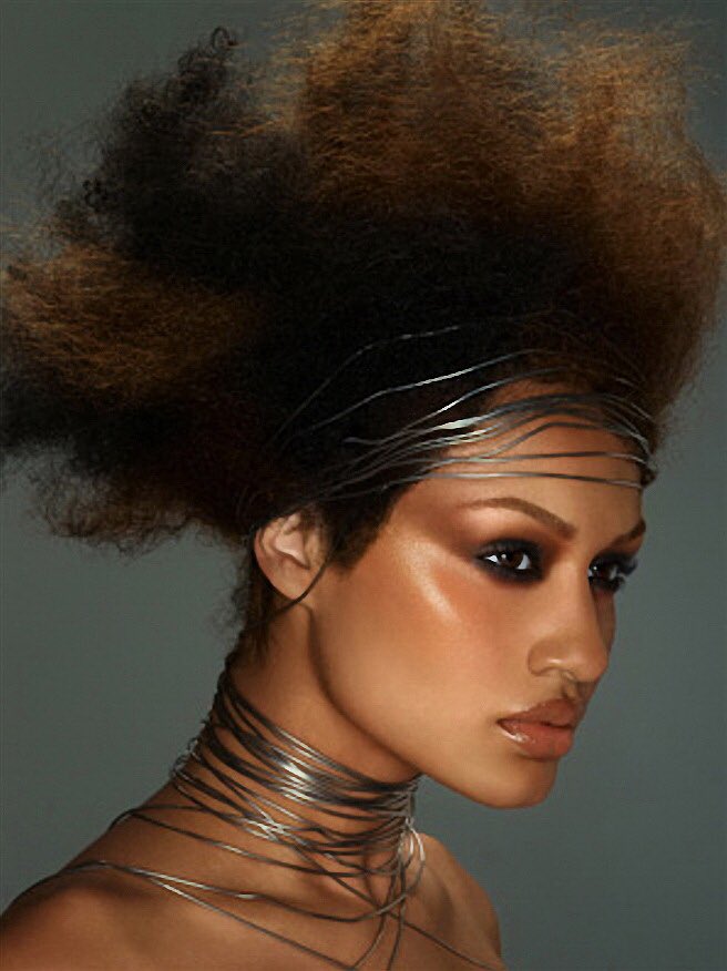 Americas Next Top Model Season 2 Winner