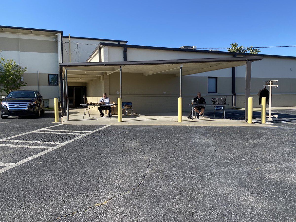 East Hall High School – East Hall High School