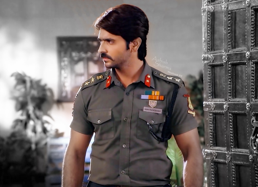 Ashish Sharma Rang Rasiya