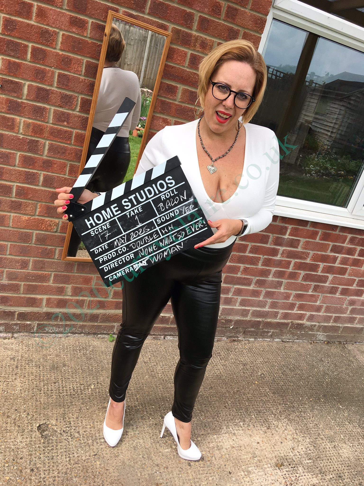 Tw Pornstars 1 Pic Curvy Claire Twitter Catch My New Video Shiny Legs And Shiny Hair At