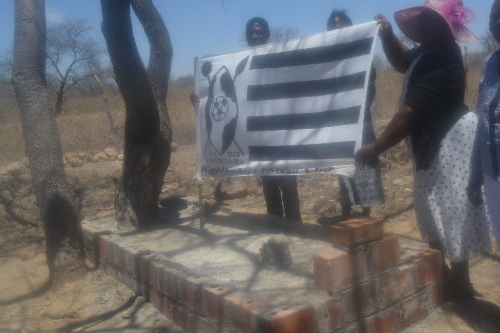 1. HIGHLANDERS FOOTBALL CLUB : A SHORT HISTORY ⚽⚽⚽ A thread ...