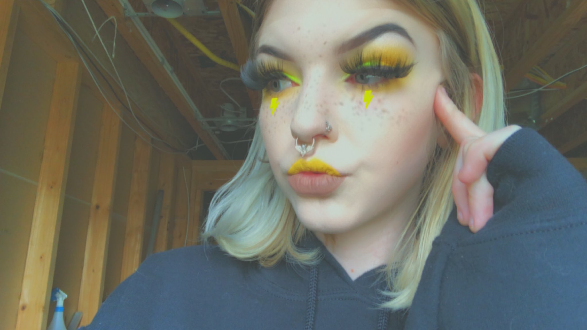 TW Pornstars - 3 pic. 🌻Jaycee🌻. Twitter. Electric feel ⚡️ . 2:46 AM - 26 May 2020