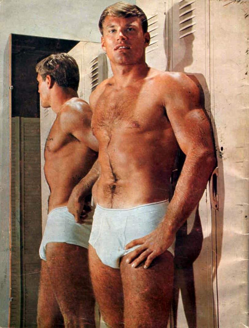 creatureblacklagoon on Twitter: "More photos of Scott Manley [Some photos by Champion Studio ...