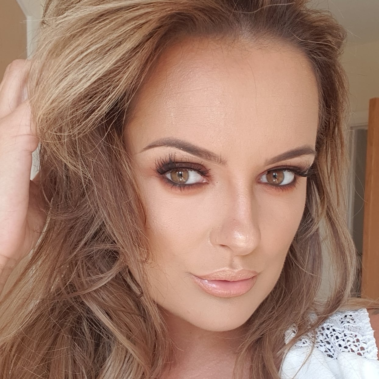 Katie Thornton On Twitter Newprofilepic So4wjlxflk