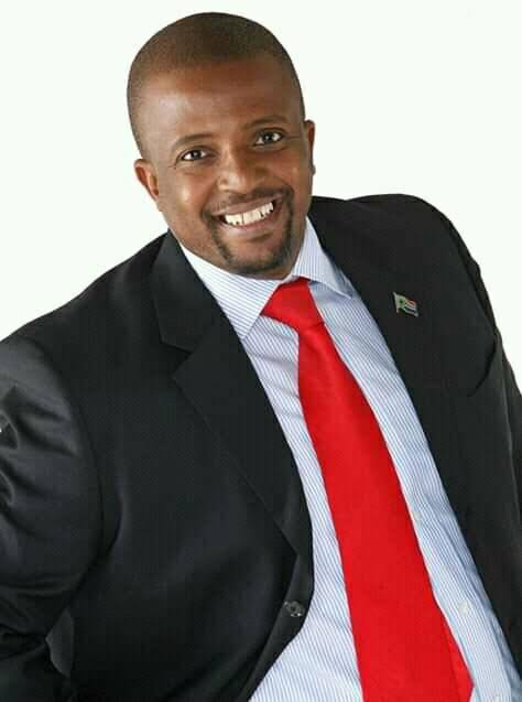 PopPulse on Twitter: "We remember the incredible news broadcaster Vuyo Mbuli who co-anchored ...