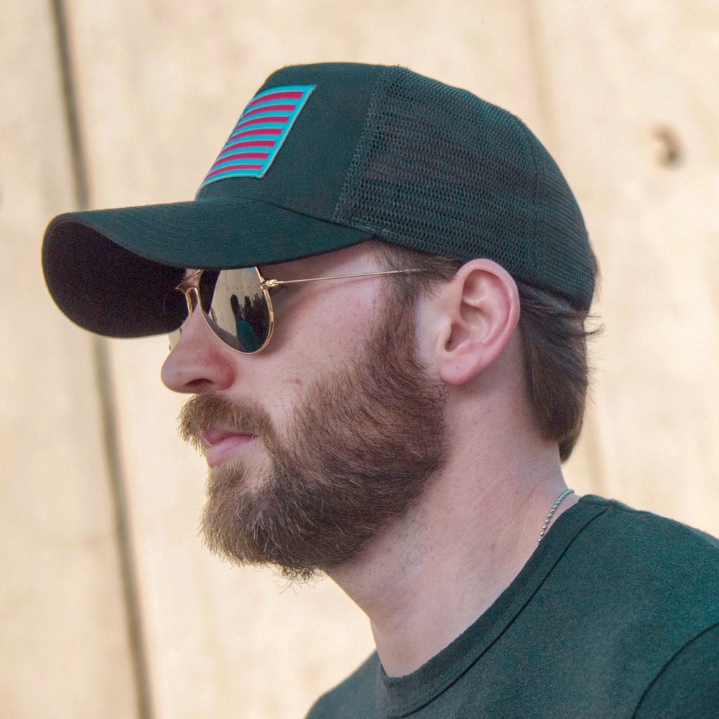 Chris Evans Beard Glasses