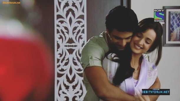 Anuj Sachdeva And Sanaya Irani