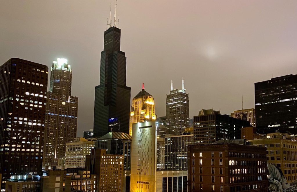 Sears Tower Bar Willis Tower In Downtown Chicago Tours And
