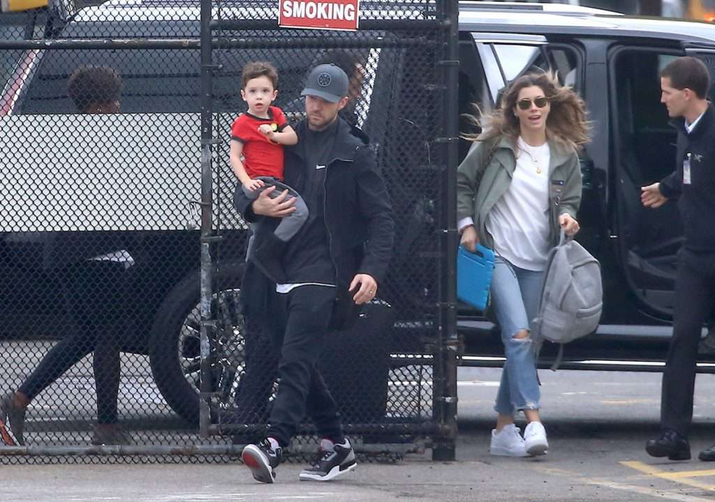 Justin Timberlake Smoking