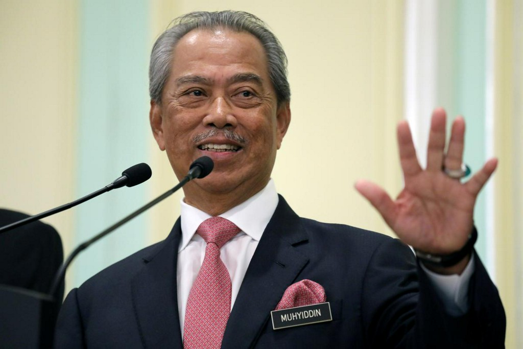 Malaysia prime minister appoints Petronas CEO to run Malaysia Airlines ...