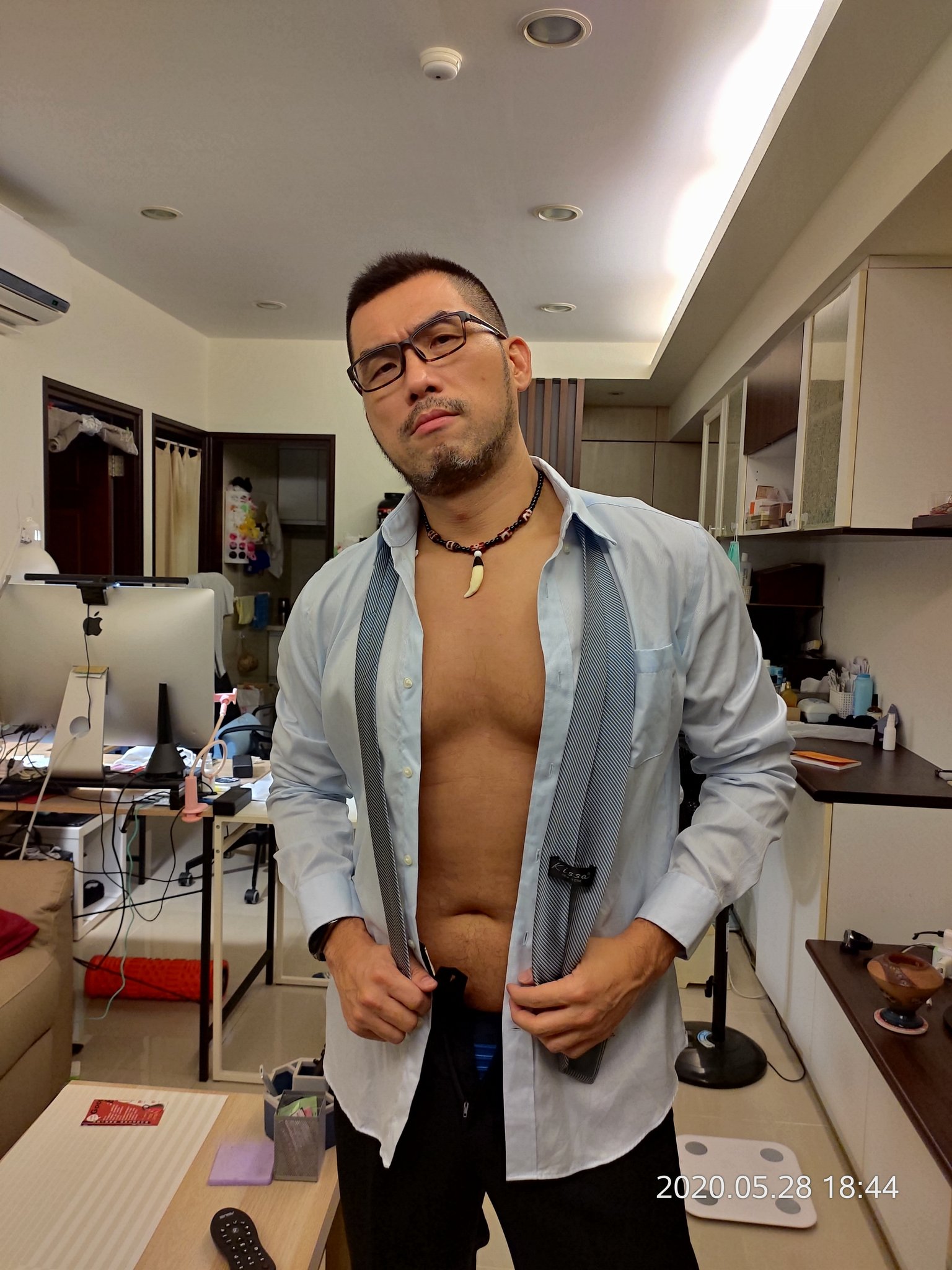 AIDAN WANG on Twitter: "好像可以走熟男路線了！（明明已經是熟齢大叔了） https://t.co/8Qt9O3EIhF" / Twitter