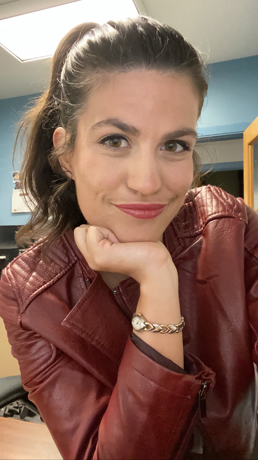 Angela Moryan on Twitter: "Is #SelfieWednesday a thing? If not, can we make it a thing? (Asking ...