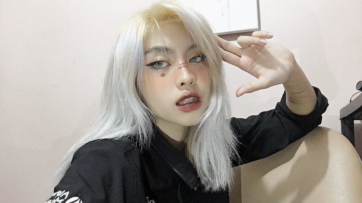 「artist vs art style https://t.co/l1PDxYw」|ayana ‹3のイラスト