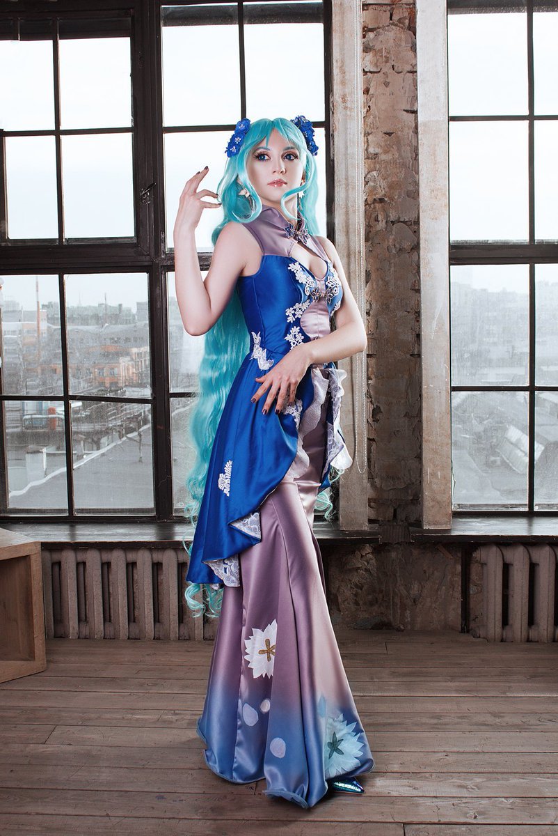 Sailor Aluminum Siren Cosplay