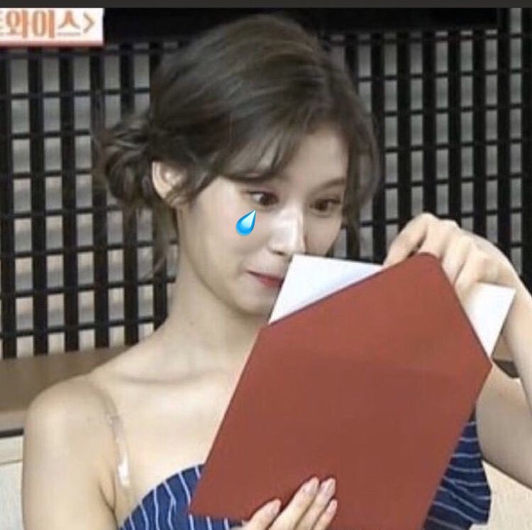 Nayeonieeee // IM BACK // More&MoreSOTY (@Naboongieee) | Twitter