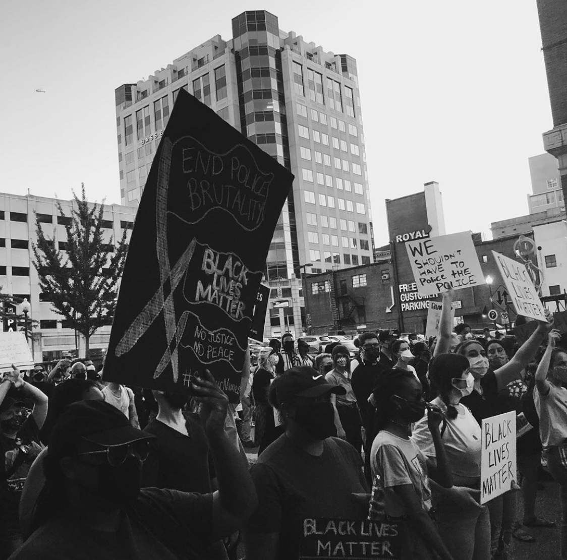 Powerful images captured from the BlackLivesMatter protest in Memphis ...