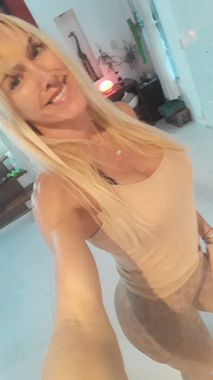 Roxana Moll on Twitter: "Segui mis rutinas de entrenamientos en casa por youtube y con realizar ...