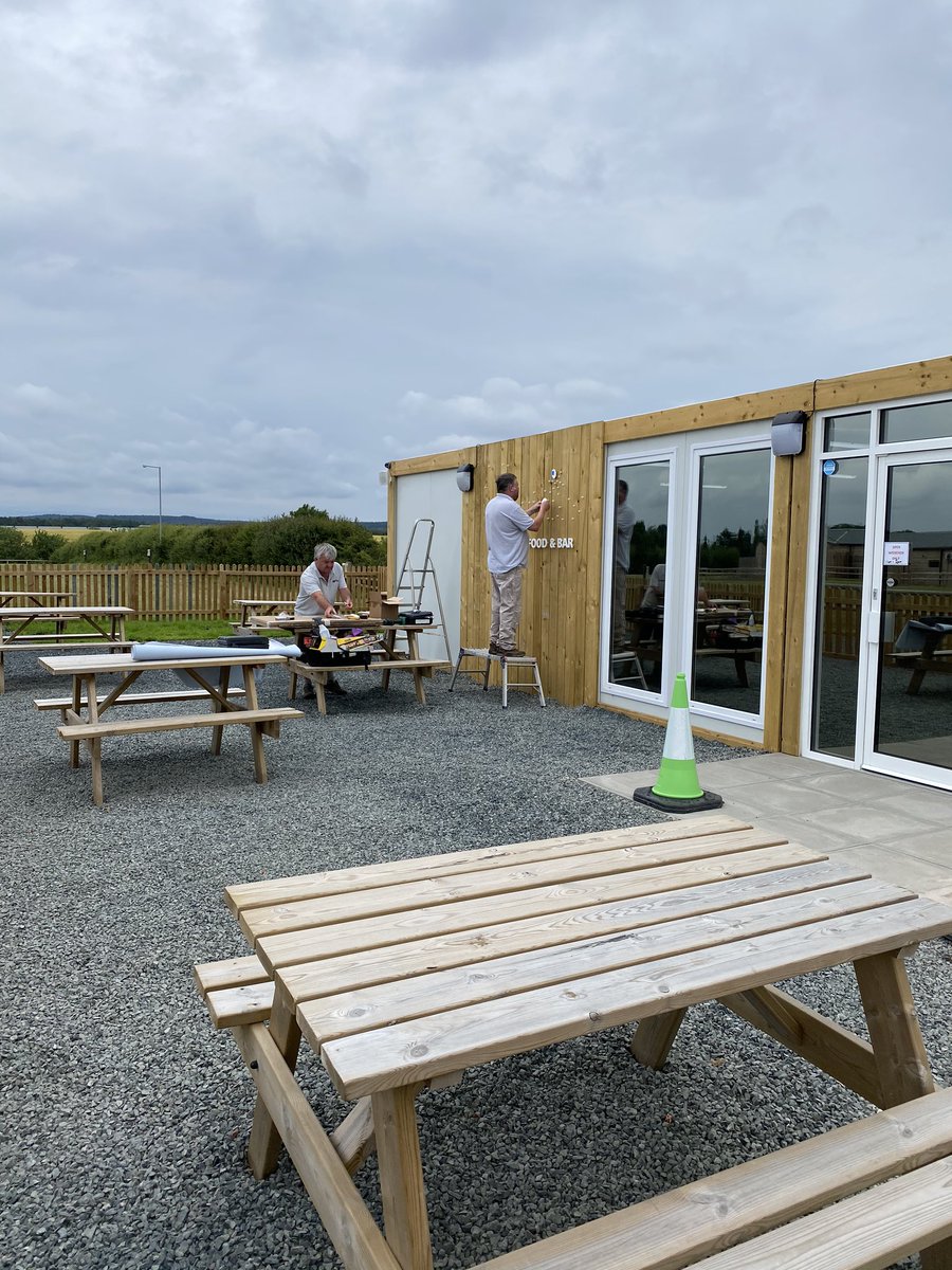 Camping and Caravaning in Staffordshire countryside - Pillaton Hall Farm