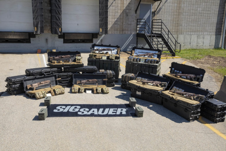 Vinod on Twitter: "Sig Sauer delivers NGSW systems to the #USArmy NGSW-AR light weight machine ...