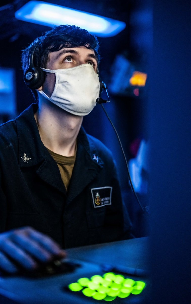 Sonar Technicians assigned to USPacificFleet guided-missile destroyer ... Sonar Technicians assigned to USPacificFleet guided-missile destroyer ...