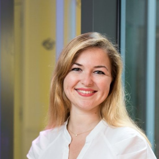 Helene Maxwell's Instagram, Twitter & Facebook on IDCrawl