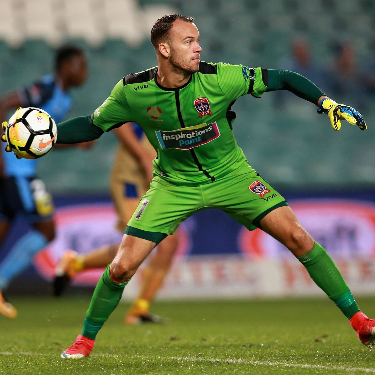 Cap 90, Jack Duncan, stood between the sticks 45 times for the Jets ...