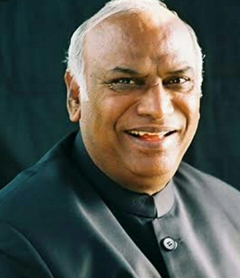 Ismail Patel's Instagram, Twitter & Facebook on IDCrawl