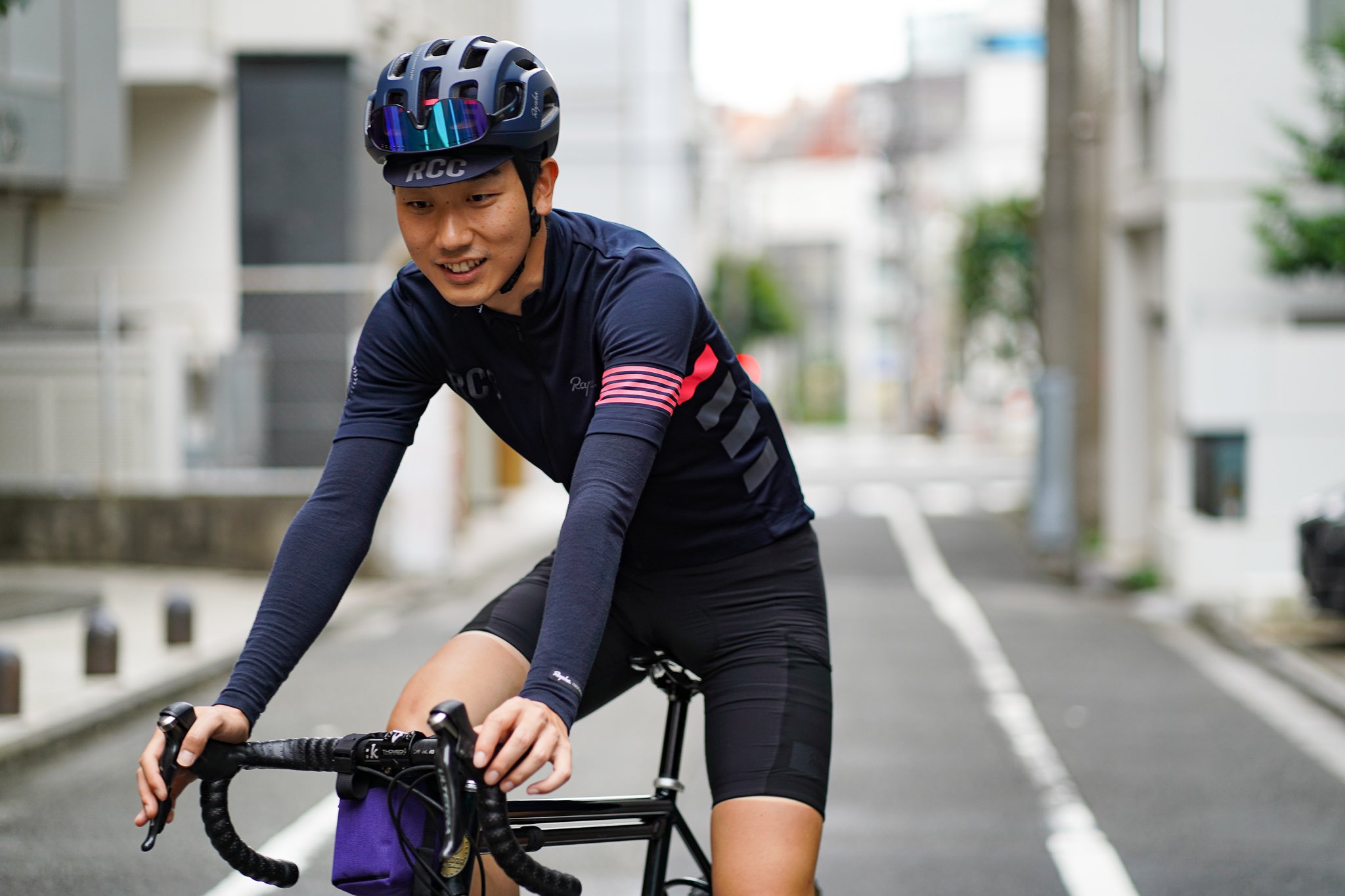 Rapha Japan on Twitter: "【🤳ラファ プロダクト レビュー Vol.45⛑️】 本日のプロダクトレビューは、昨夜発売されたばかりの「ラファ+POC」の最新ヘルメット2 ...