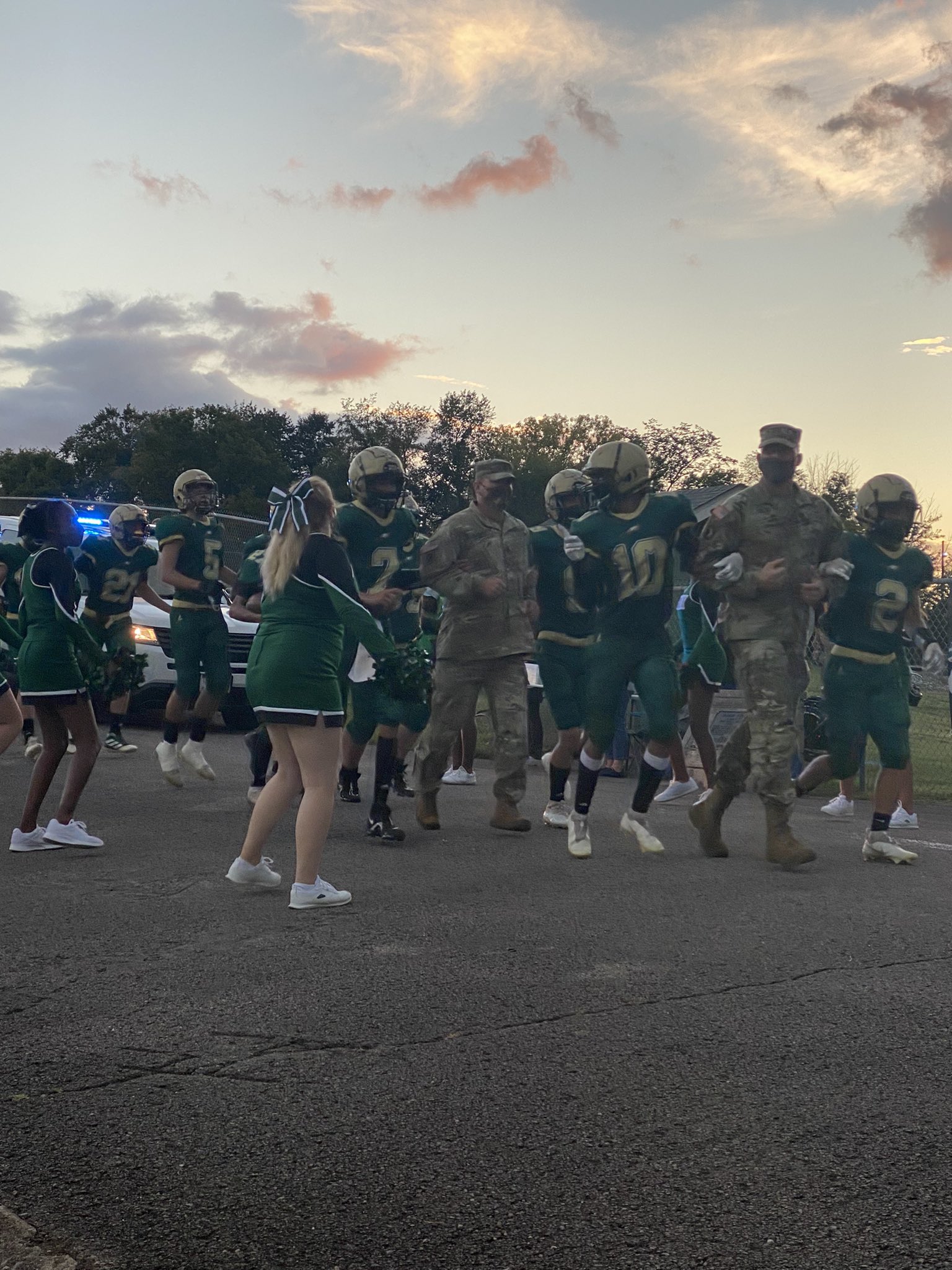 CSM Jerimiah Gan on Twitter: "Gotta brag a little, our own @FortKnoxKY High School played ...