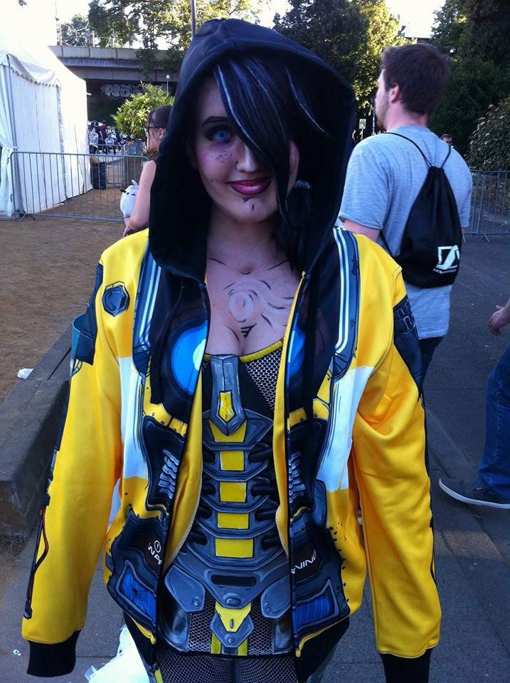 Angel Borderlands Cosplay