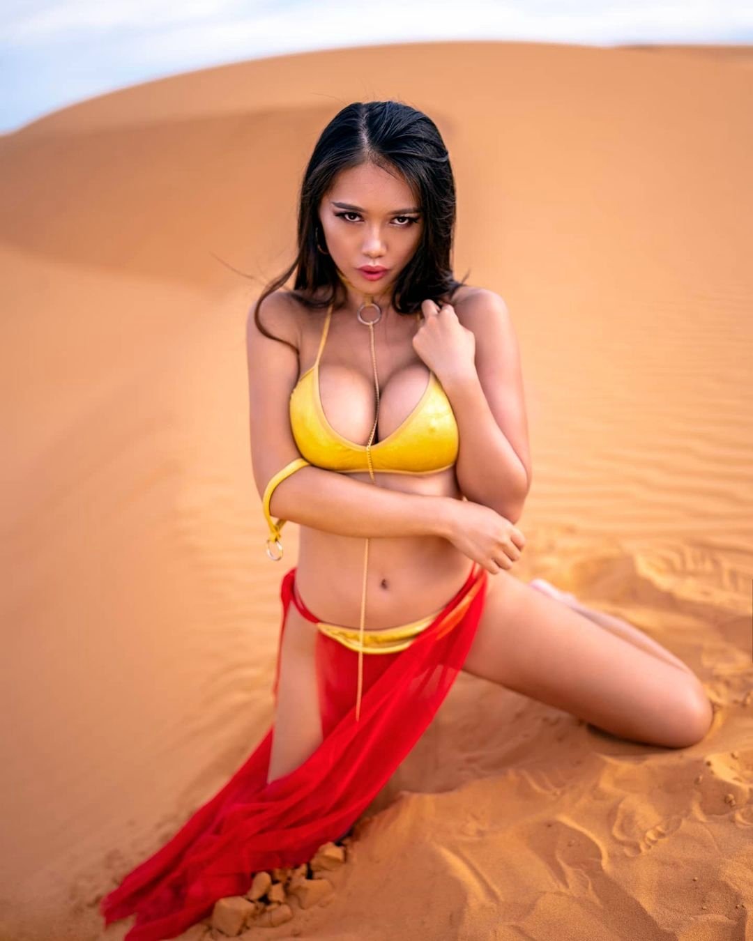 Asian ️ Pacific Island Babes on Twitter: "Follow @Linny_Hill ️💛🧡 IG: https://t.co/F9jE8XJZw2 ...