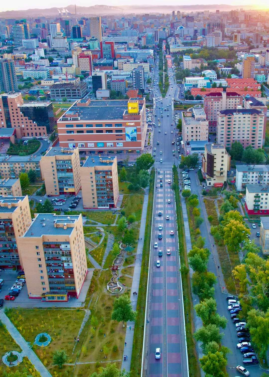 Artist Solongo.CH. on Twitter: "Улаанбаатар хот минь сайхан харагдаж байгаа биз ️зургийг Даш ...