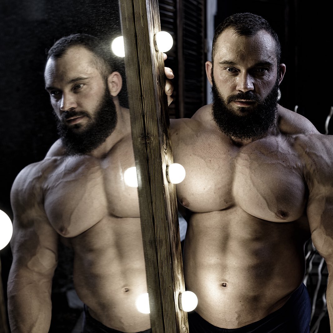 Pump Room on Twitter: "Awesome #muscle Andrei Melnikov…