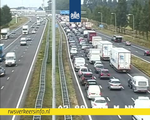 Rijkswaterstaat Verkeersinformatie on Twitter: " | De file op de #A2 richting Utrecht voor Beesd ...